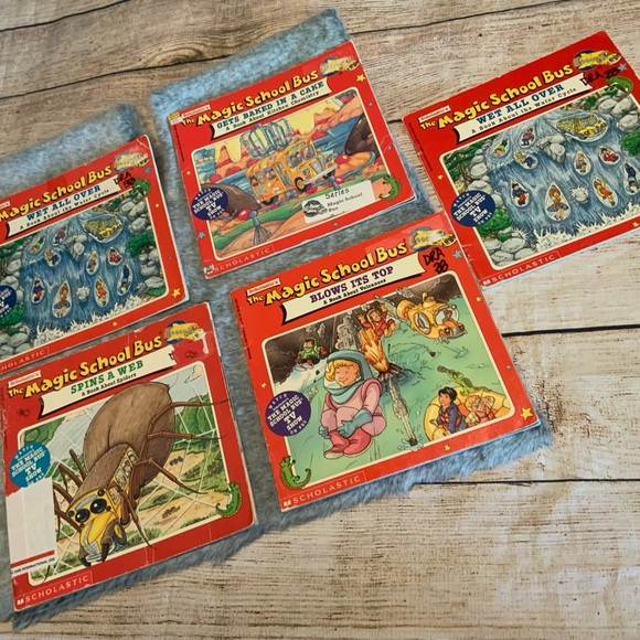 Scholastic | Other | Scholastics The Magic School Bus Kids 5 Book Set ...